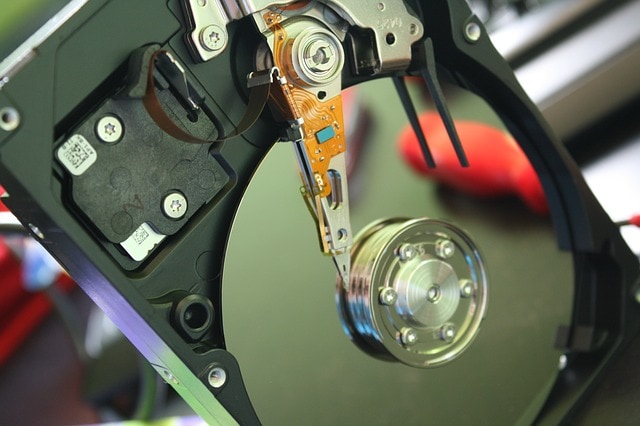 How to repair your hard disk without ruining yourself? - Logitheque English