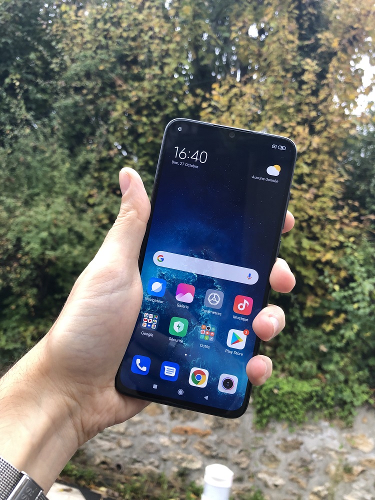 Test Xiaomi Mi 9 Lite : a very good smartphone at less than 300 ...